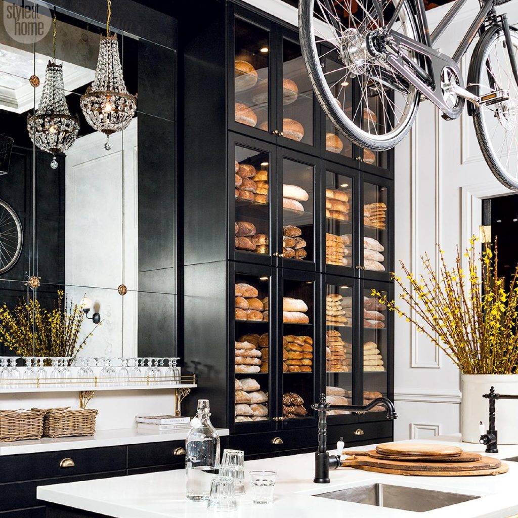 Moving Ceiling Light: An Innovative Solution for Illumination ...